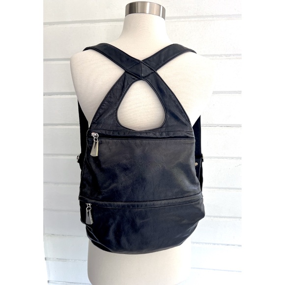 Liza Ganz | Bags | Liza Ganz New York Soft Leather Backpack In Black ...